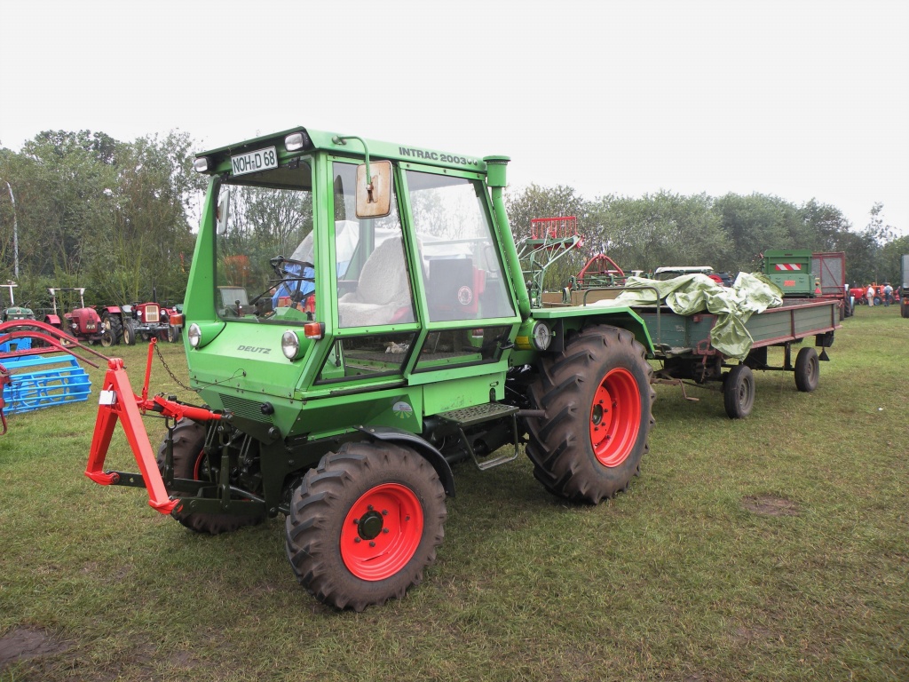 Deutz Intrac - Schlepper und Maschinen - Agrar Modellbauforum ...